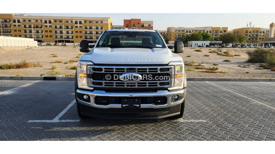 New Ford F 550 F550 6.7L V8 4WD DIESEL 169" WB Single cabin chassis ...