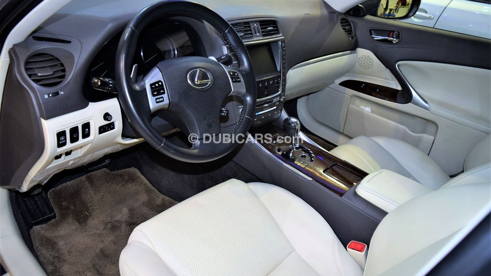 Used Lexus IS300 2012 for sale in Dubai - 147752