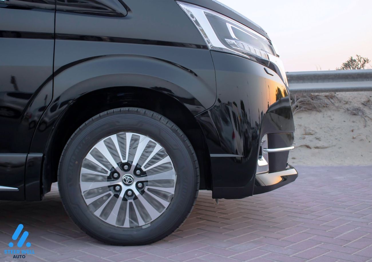 جديدة تويوتا جرافينا 2.8L V4 RWD Diesel MPV 6 Seater / 2025 / for export 2025 للبيع في دبي - 789185