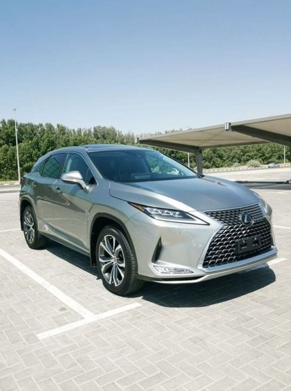 Used Lexus RX350 - 2022- Gold 2022 for sale in Sharjah - 618239