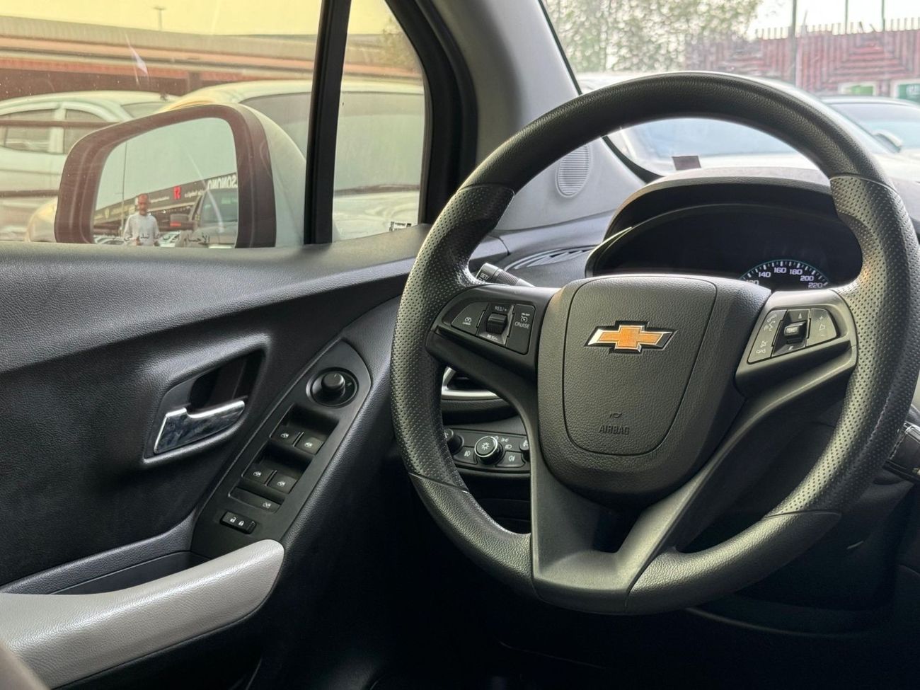 Used Chevrolet Trax LT 2018 for sale in Dubai - 786704