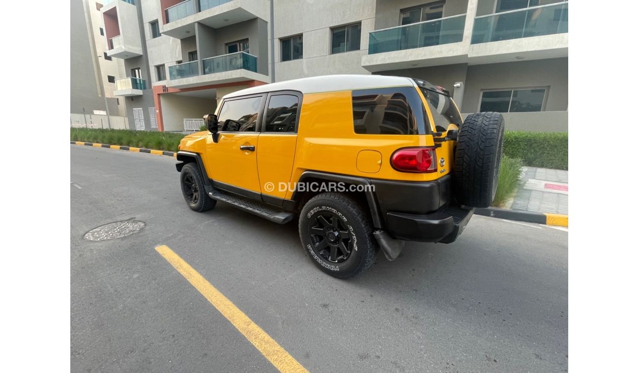 Used Toyota FJ Cruiser 2009 for sale in Sharjah - 570147
