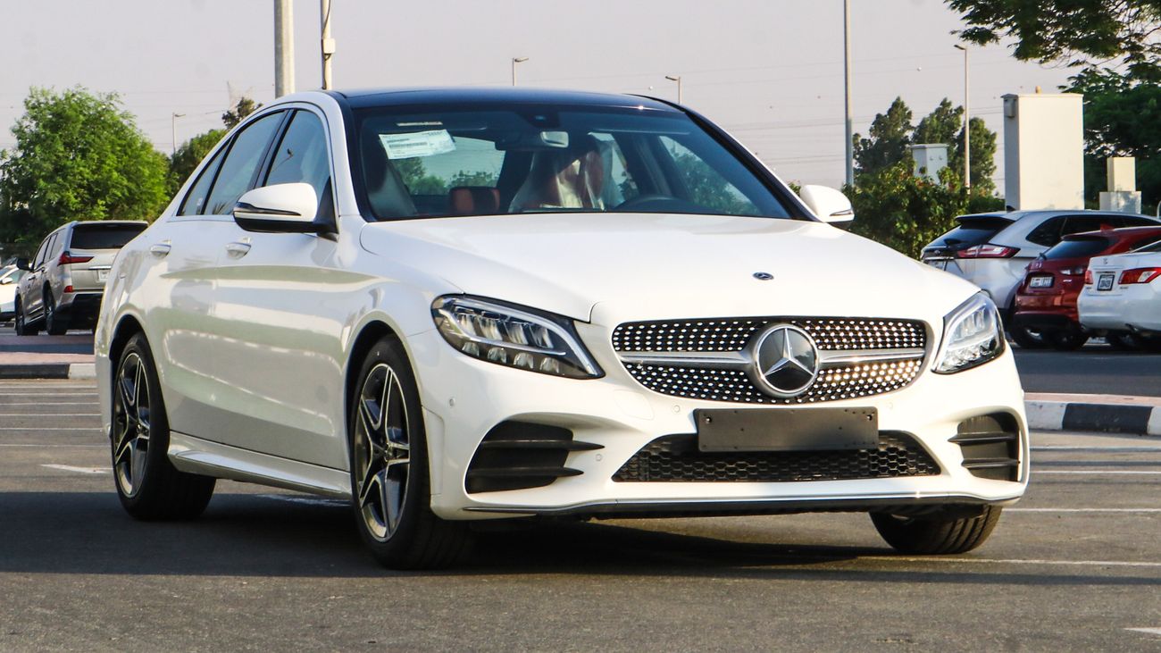 New Mercedes-Benz C200 2020 for sale in Dubai - 371619