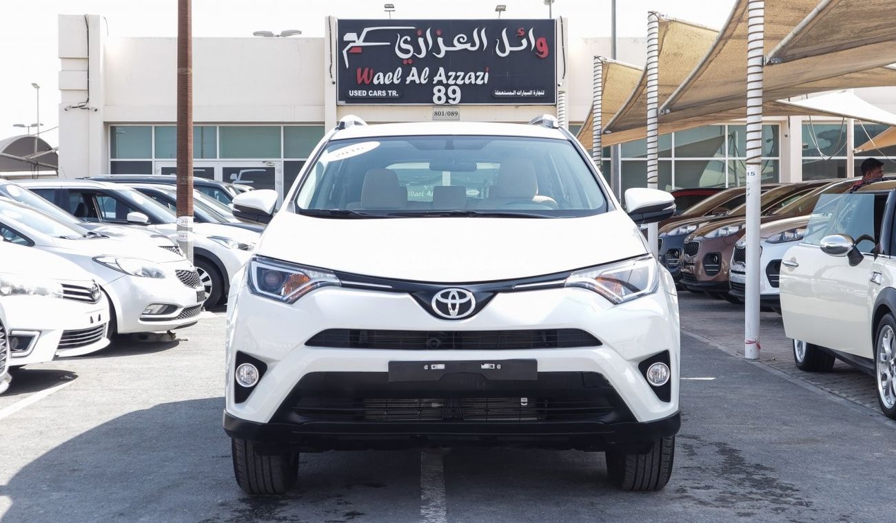 Used Toyota RAV4 4WD 2016 for sale in Sharjah - 476479