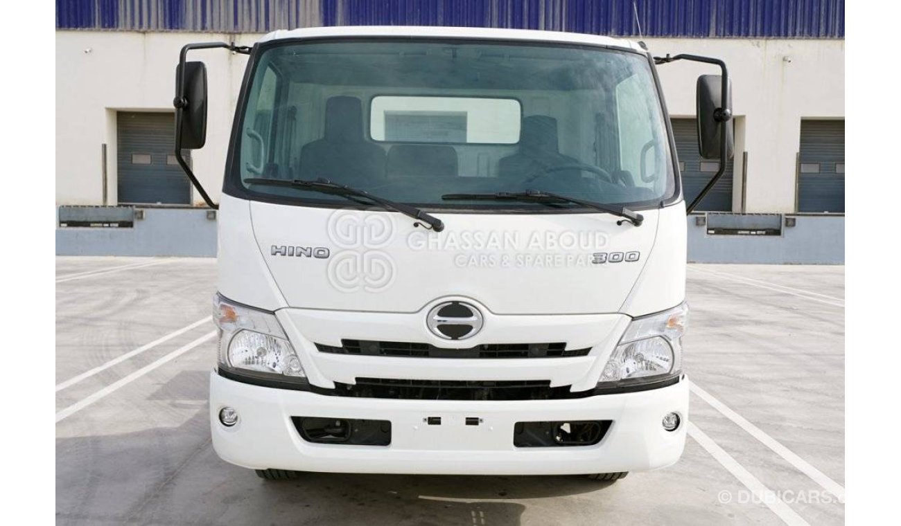 جديدة هينو 300 5.2 Ton (816 Chassis Single Cab) MY23 2023 للبيع في دبي - 614235