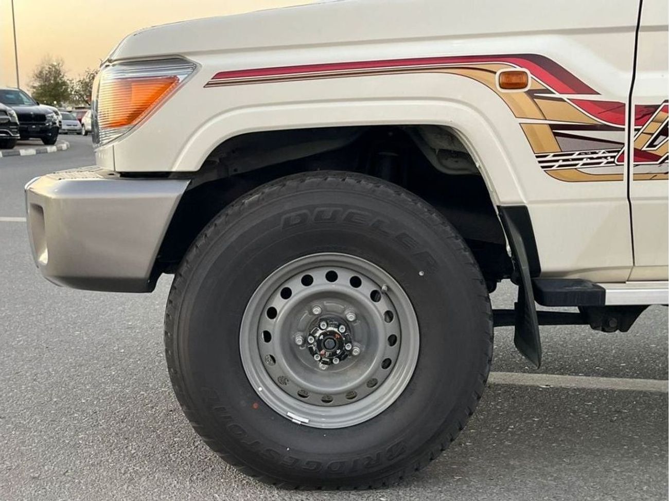 New Toyota Land Cruiser Hard Top LC76 HARDTOP 4.5L DSL MT 2023 for sale in Dubai - 819533