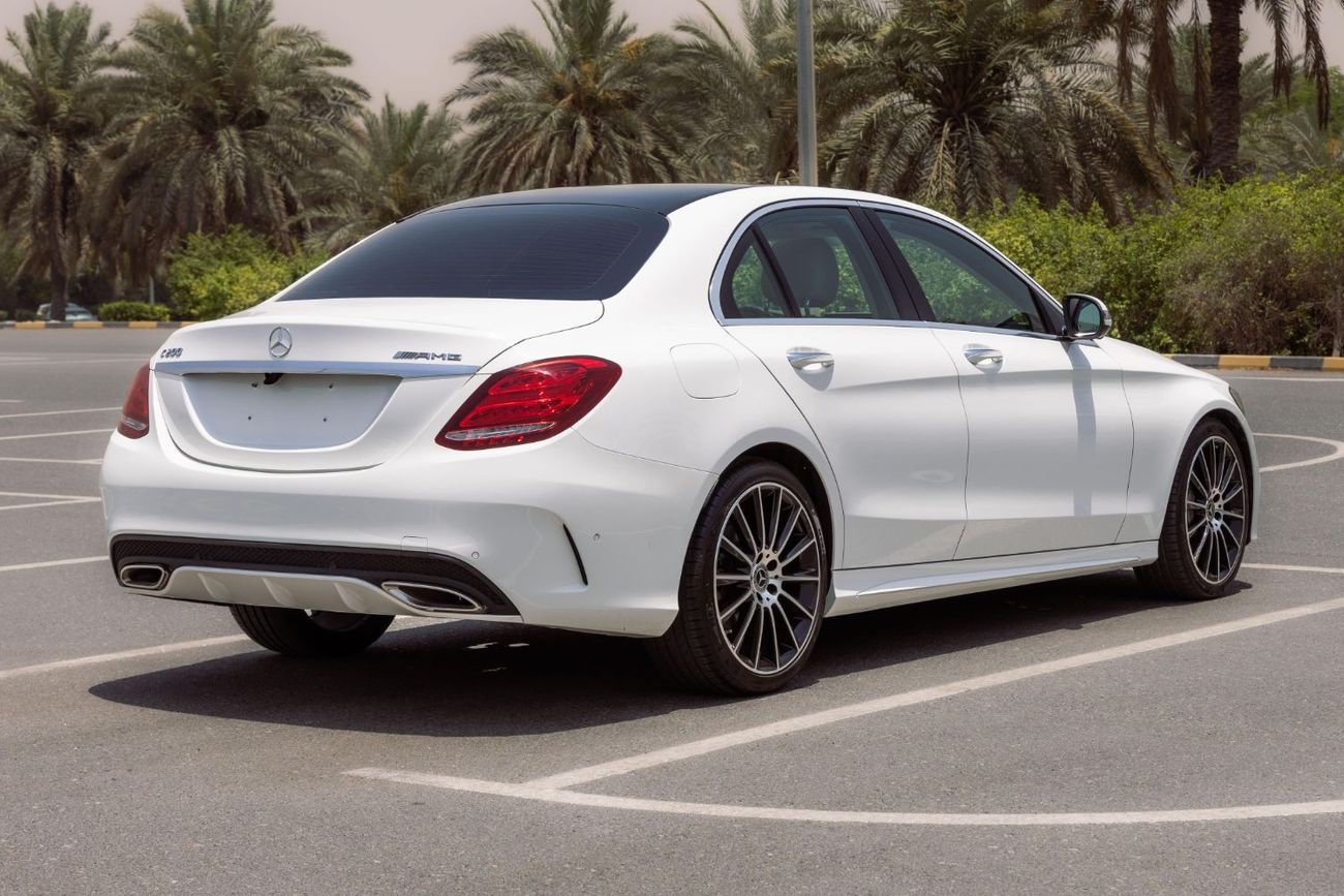 Used Mercedes-Benz C200 2018 for sale in Dubai - 862677