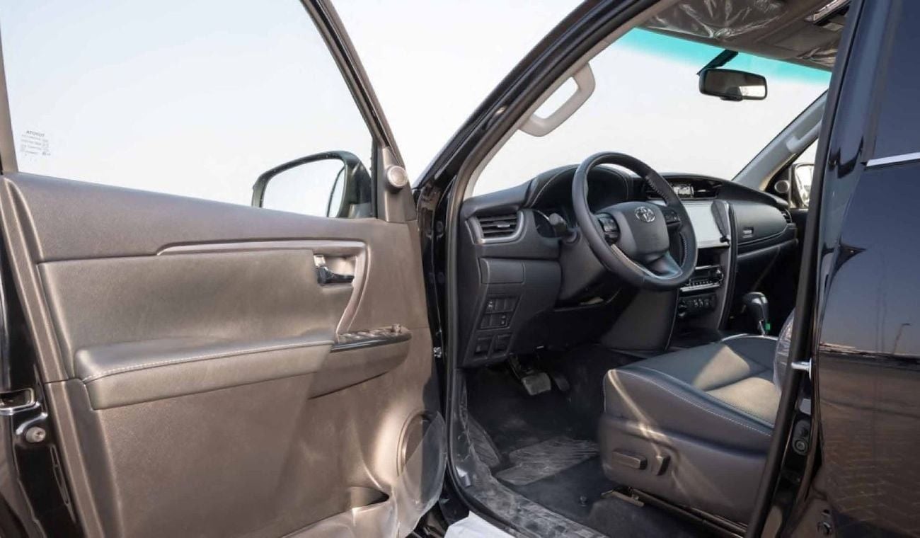 New Toyota Fortuner SR5 Plus 4.0L 2024 for sale in Dubai - 819723