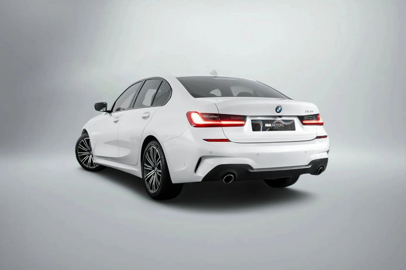 Used BMW 320i M Sport 2020 for sale in Dubai - 785313