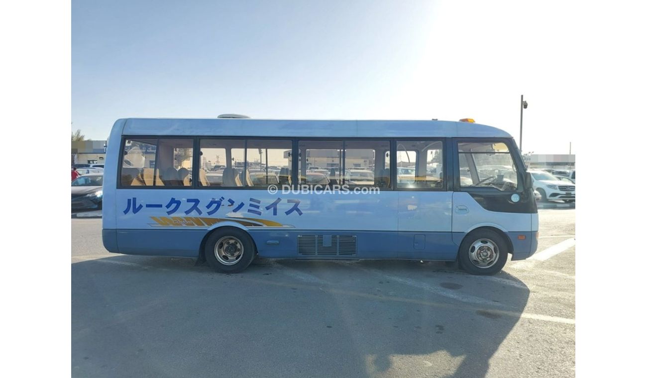 مستعملة ميتسوبيشي روزا MITSUBISHI ROSA BUS RHD 1998 MODEL 4.9 L DIESEL ...