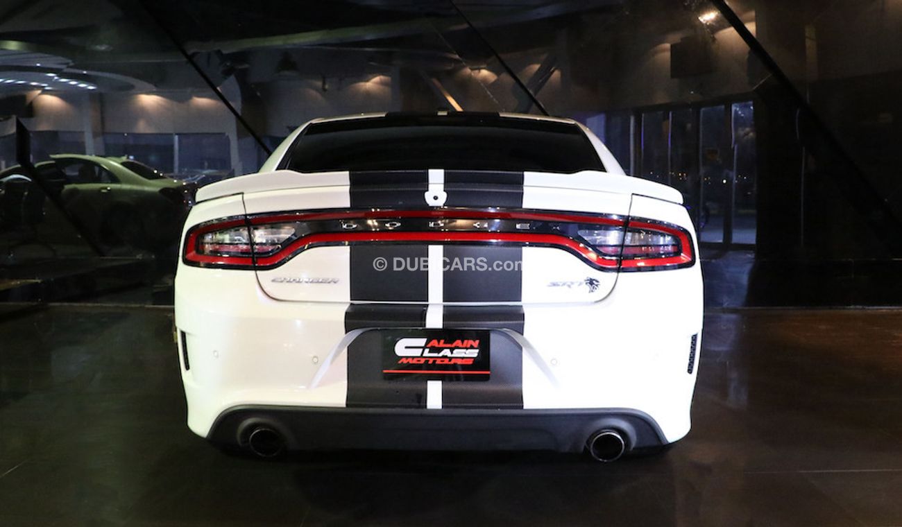 Used Dodge Charger SRT Hellcat - 707HP 2017 for sale in Dubai - 213368