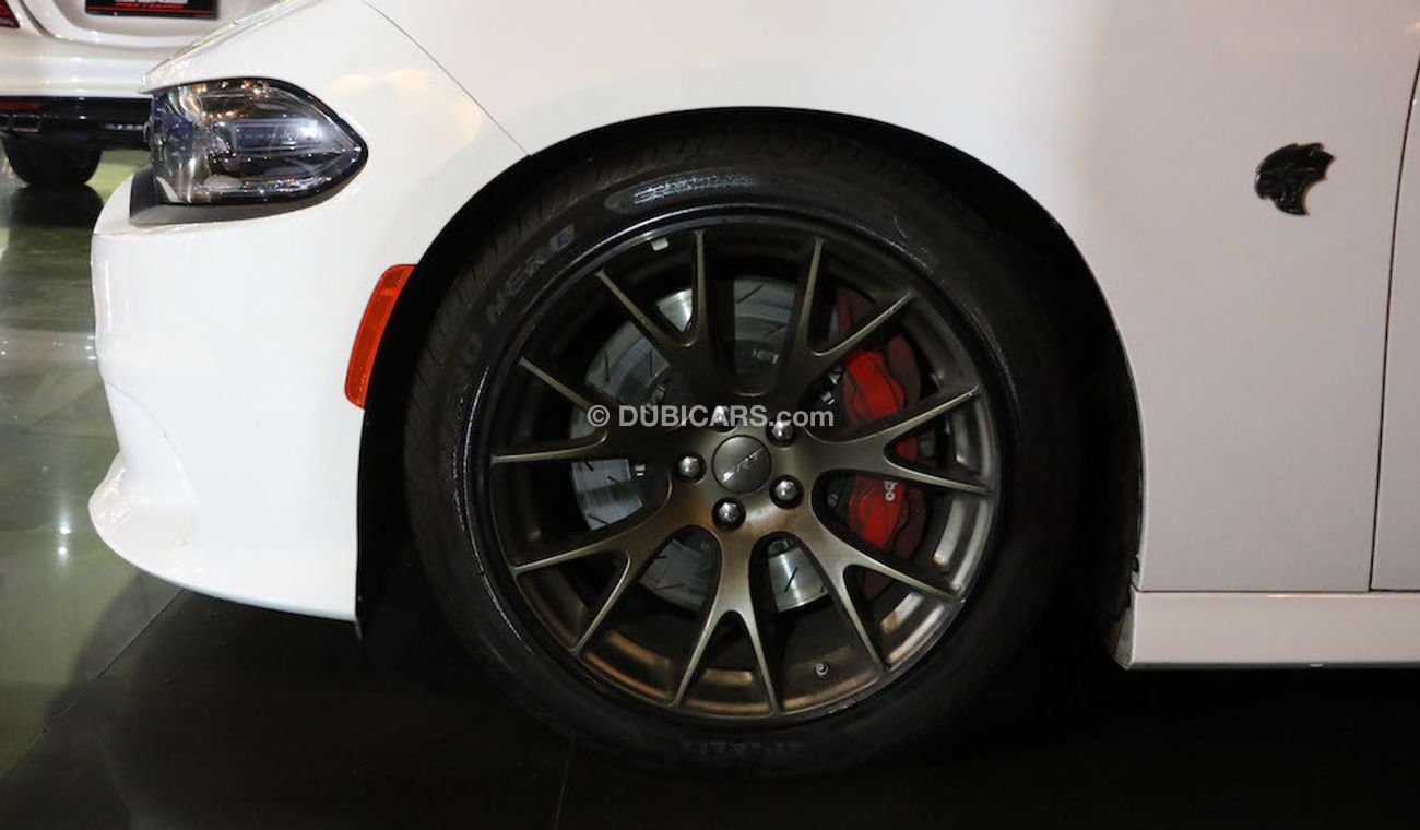 Used Dodge Charger SRT Hellcat - 707HP 2017 for sale in Dubai - 213368