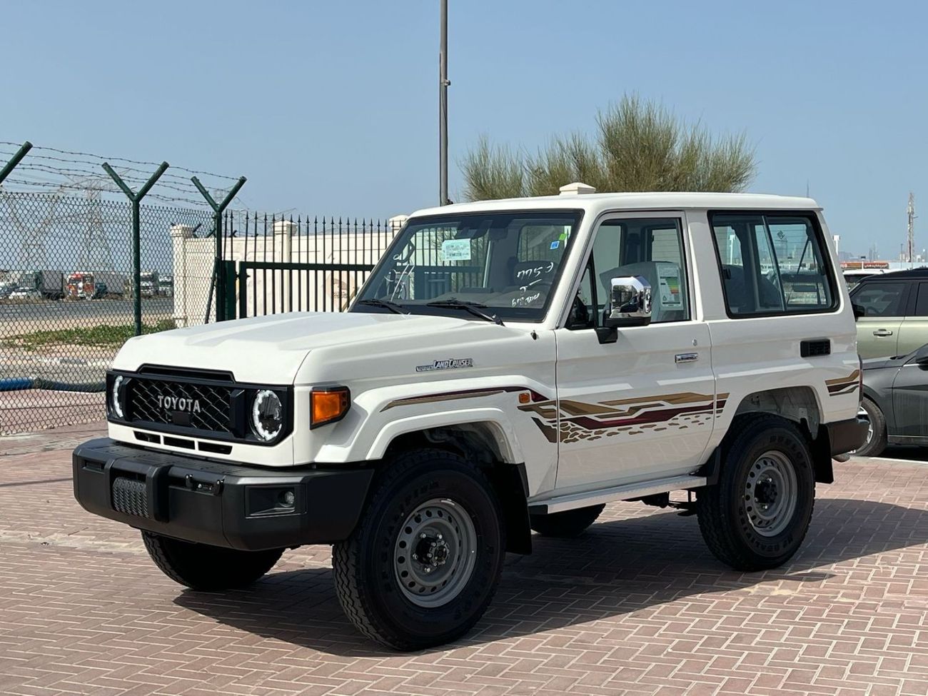 New Toyota Land Cruiser 70 LC71 HT A/T 2.8L DSL 2024 for sale in Dubai ...