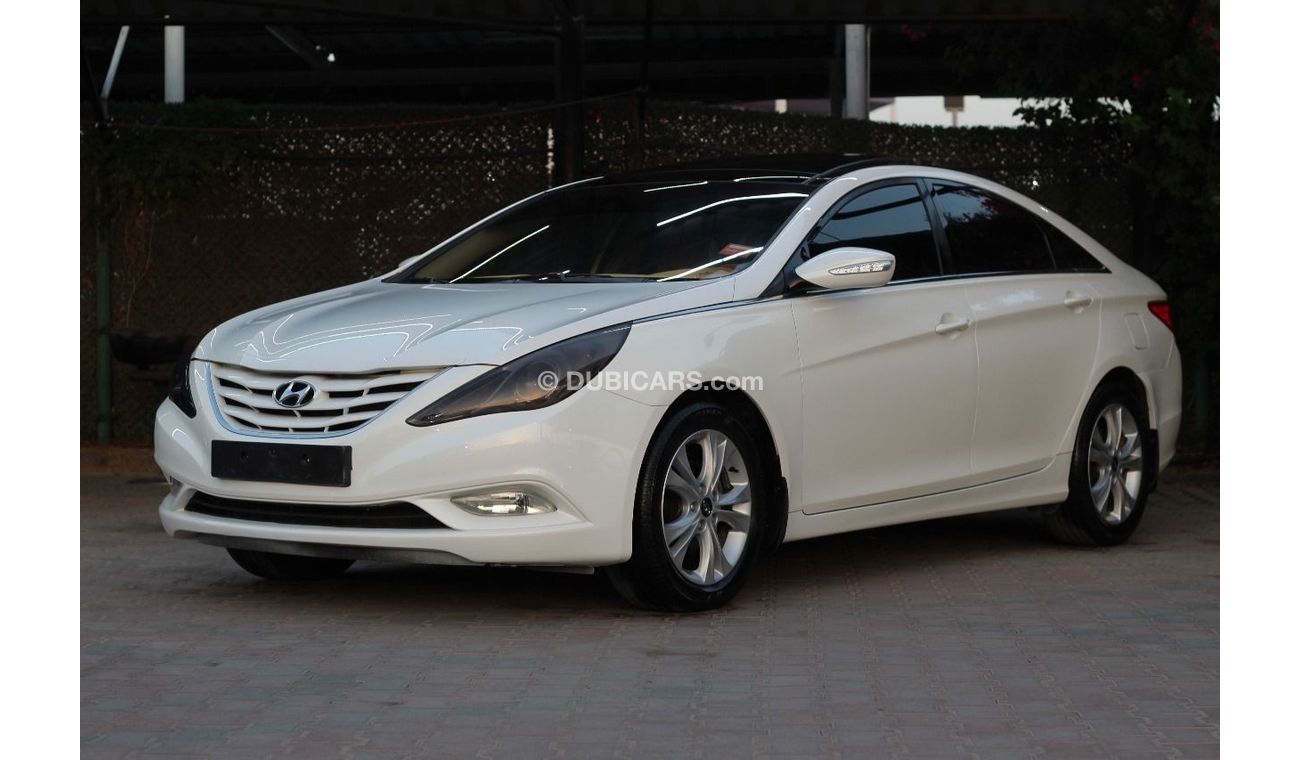 Used Hyundai Sonata GL 2012 for sale in Dubai - 675832