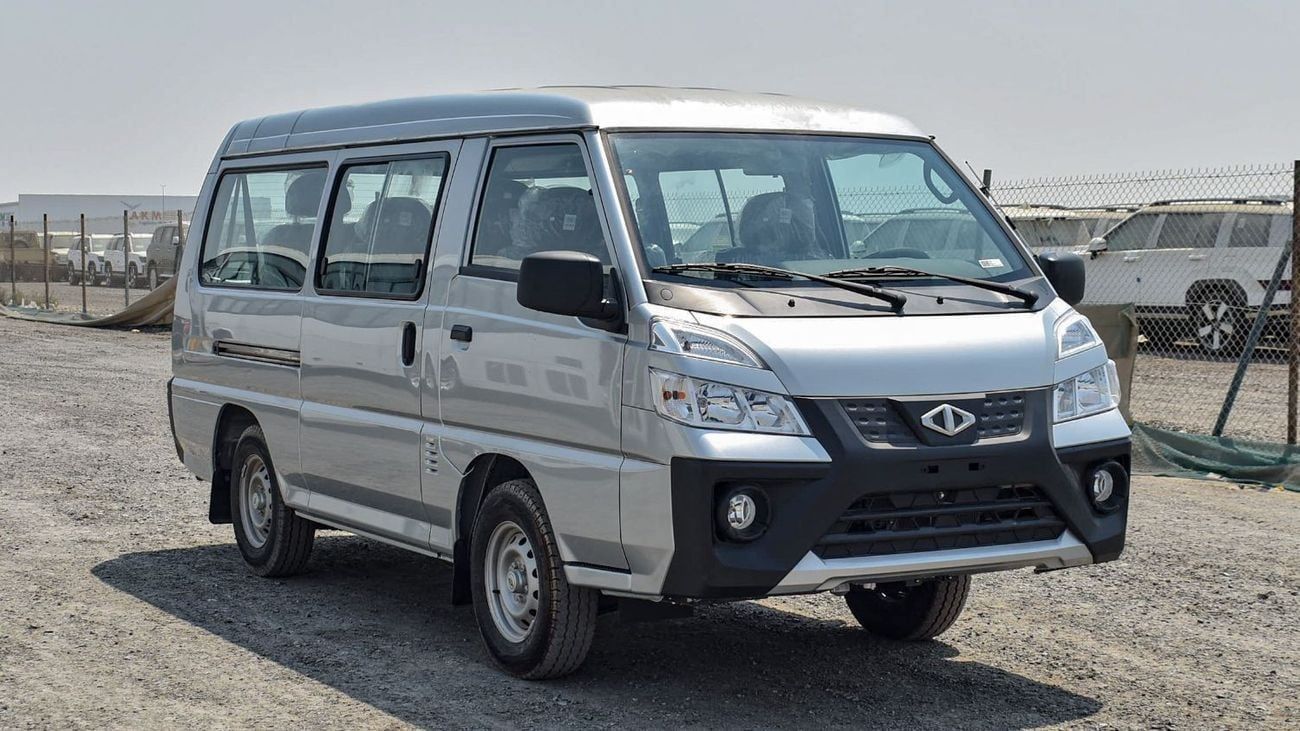 New CMC D 260 CMC D260 || Window Van || 8 seater || 2.4L 2WD || 2025 ...