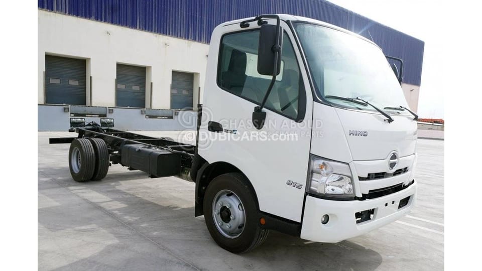 New Hino 300 Hino 514 2.5 TON CHASSIS MY23 2023 for sale in Dubai - 614340