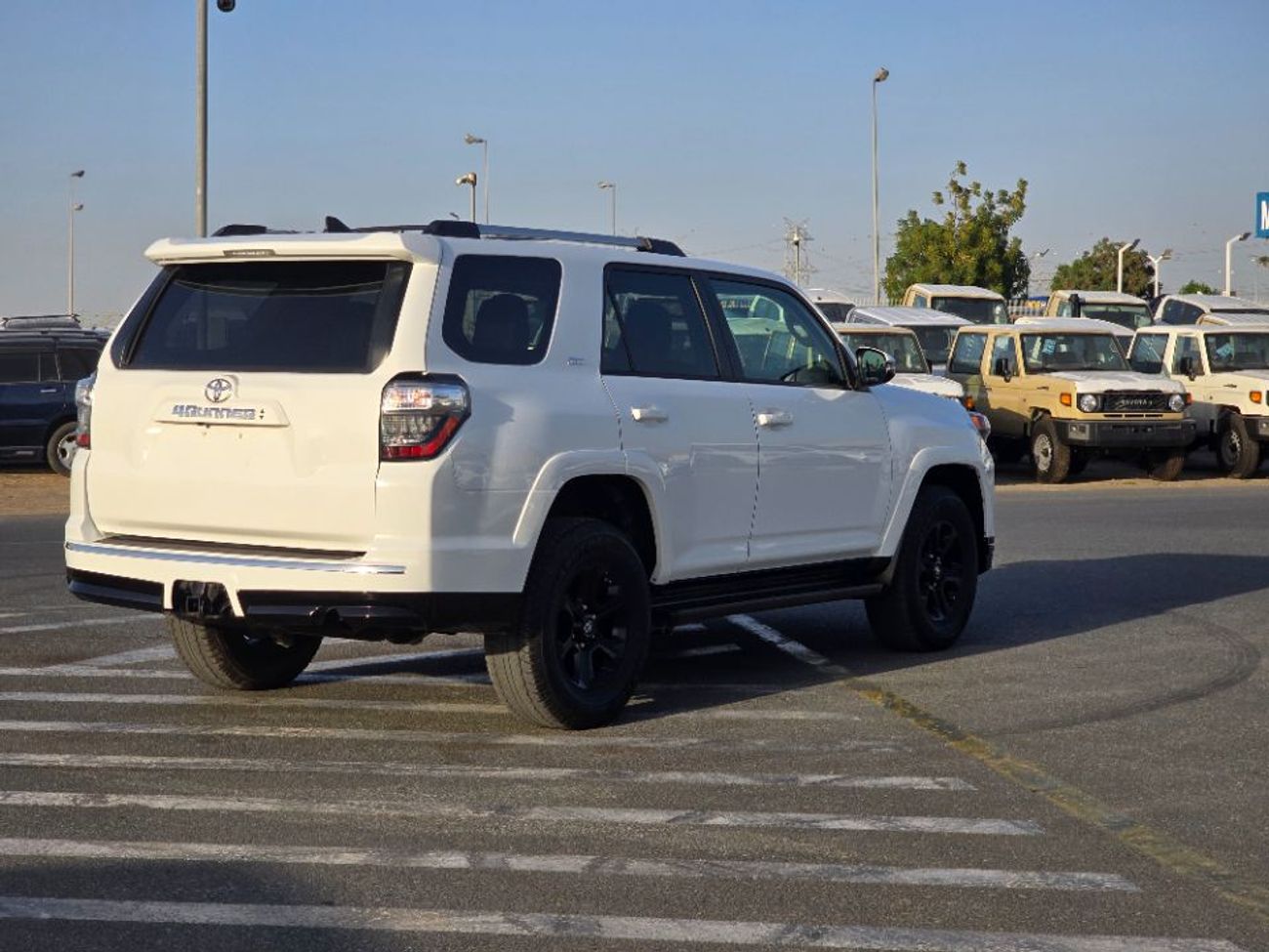 Used Toyota 4Runner 2021 model full option sunroof , 4x4 and leather ...