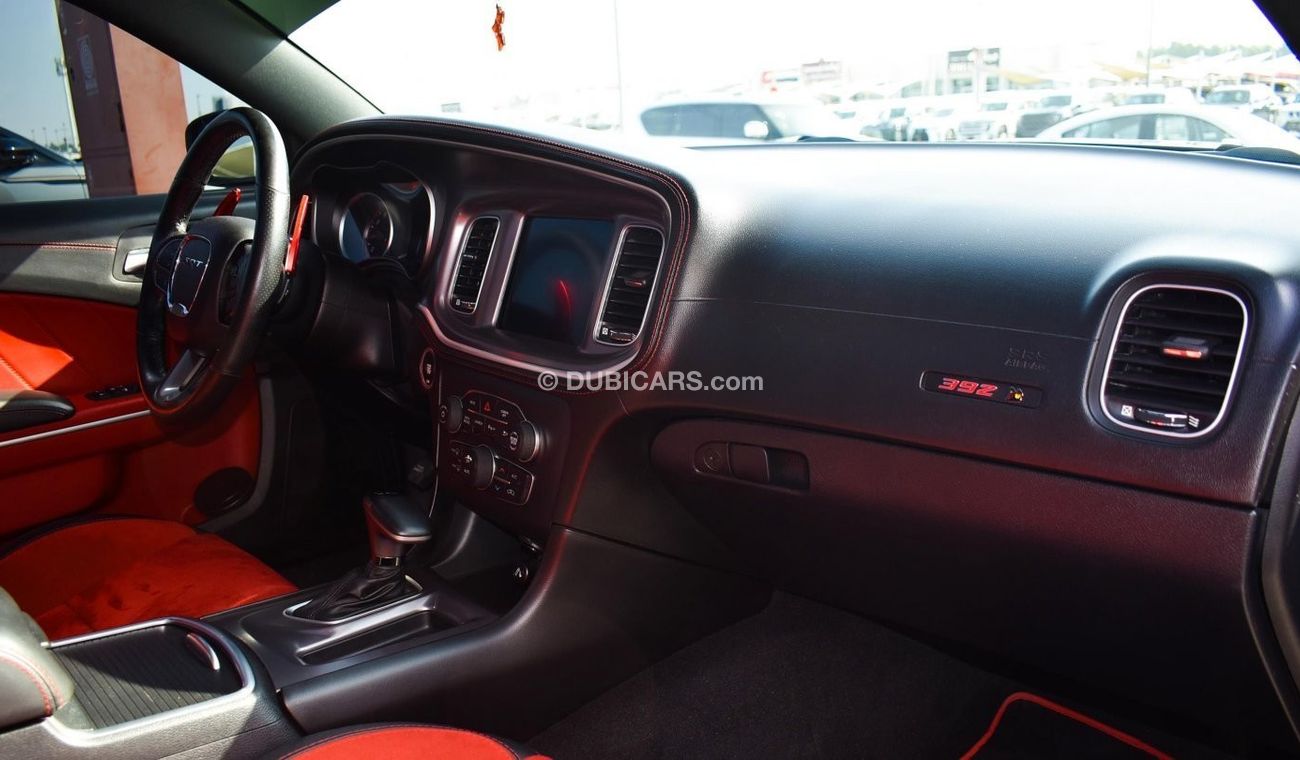 Used Dodge Charger 392 hemi 2020 for sale in Sharjah - 575335