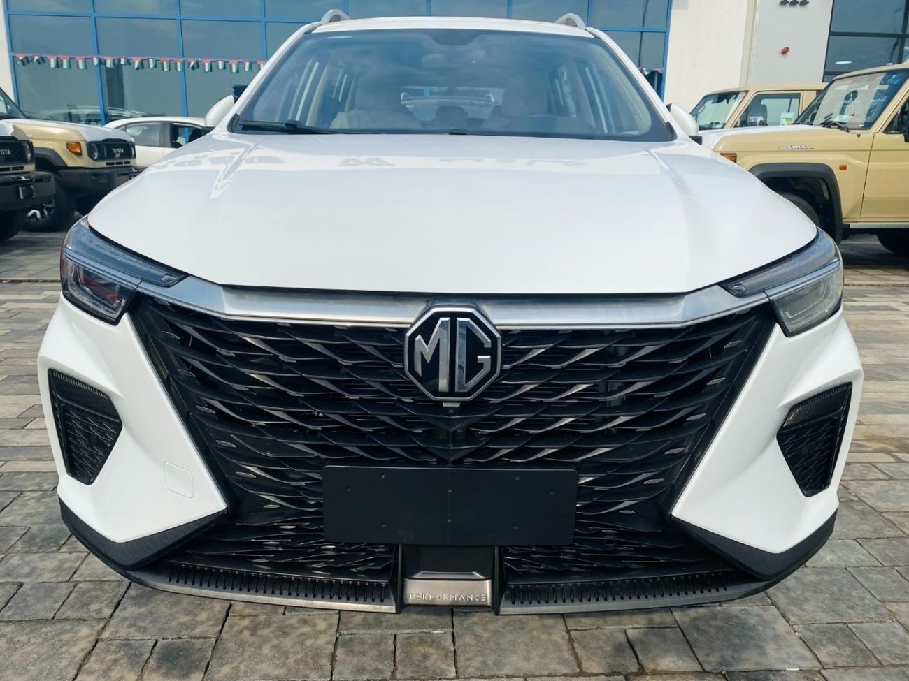 New MG RX5 1.5T LUX White 2024 for sale in Dubai - 833707