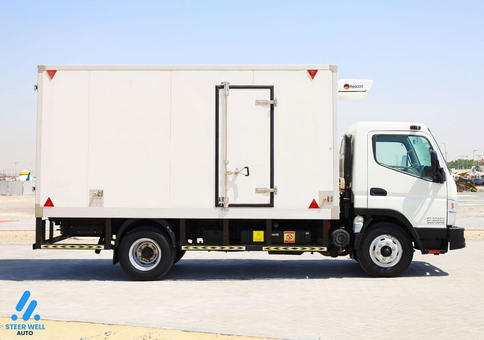 مستعملة ميتسوبيشي كانتر Fuso Chiller Dry Box 4.2L RWD Diesel MT - Low ...