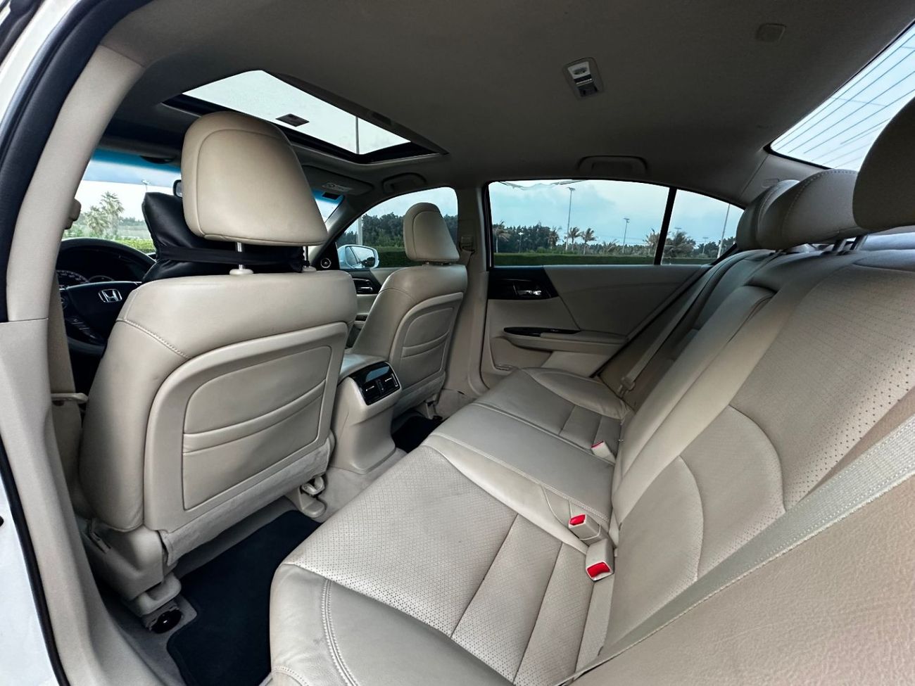 Used Honda Accord LXI 2.4L 2015 for sale in Sharjah - 817866