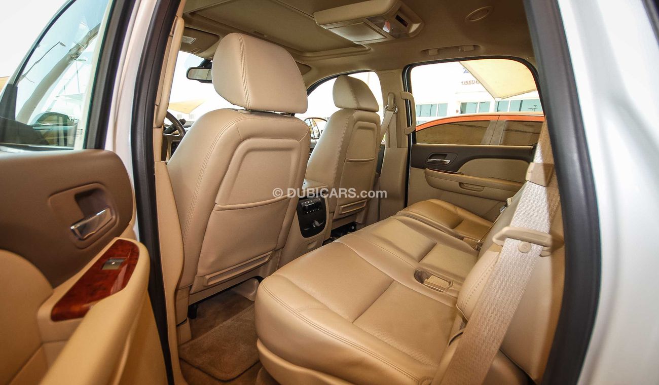 Used Chevrolet Tahoe LTZ 2009 for sale in Sharjah - 168944
