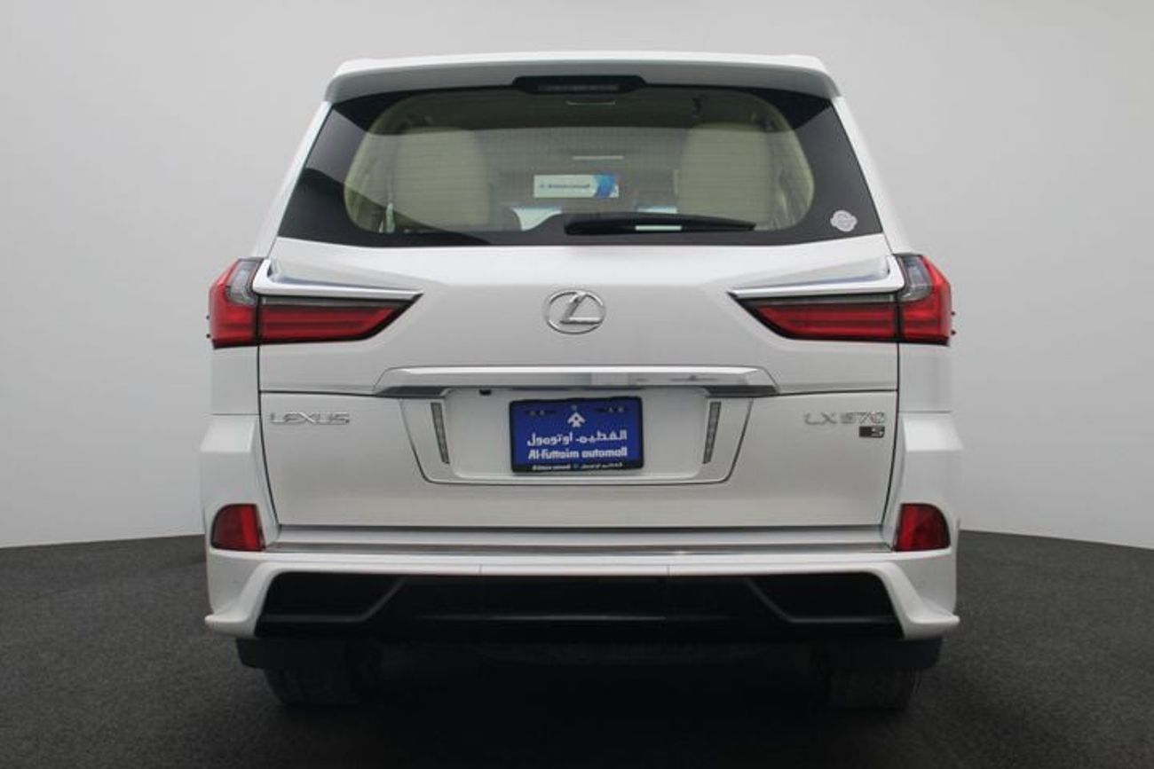 Used Lexus LX570 Signature 5.7 2020 for sale in Dubai - 857754