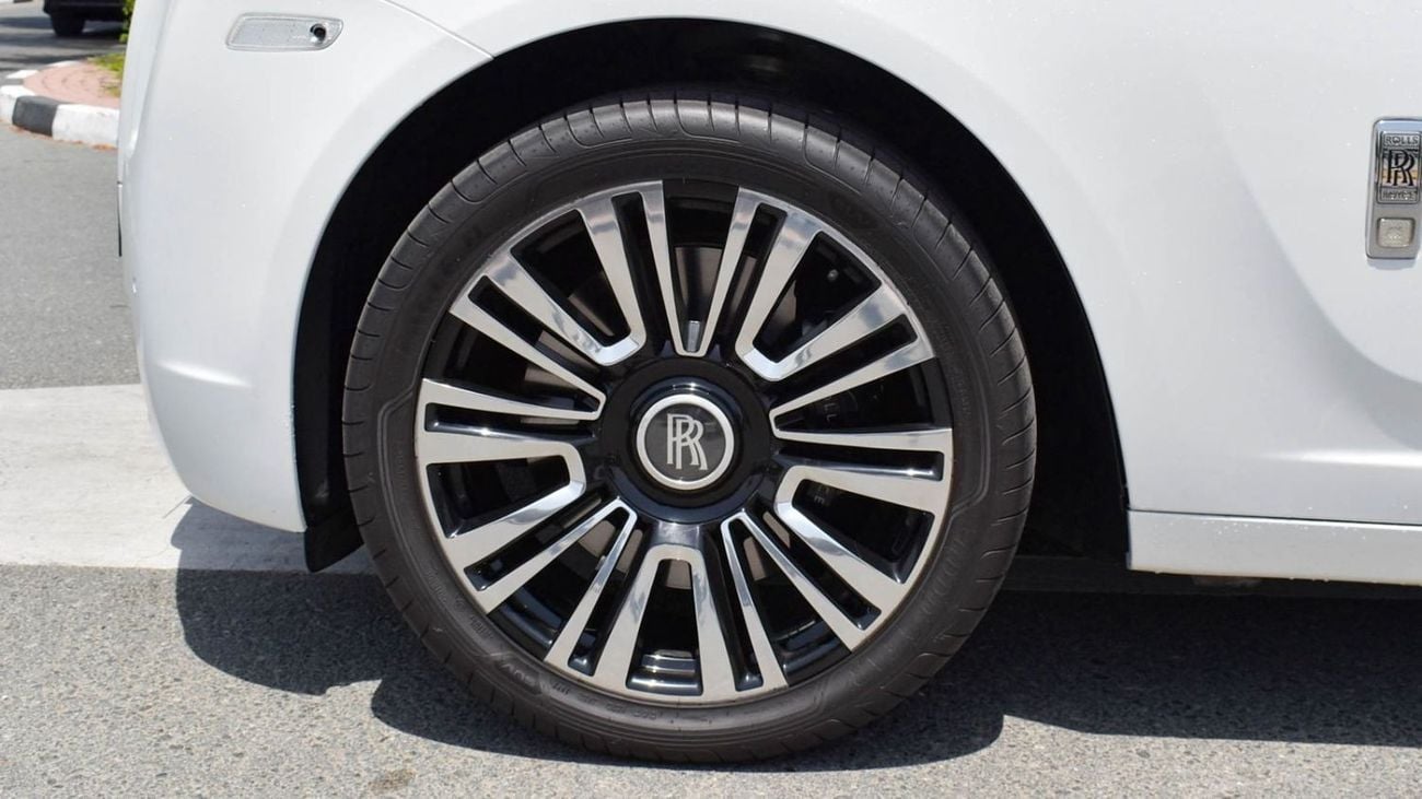 Used Rolls-Royce Ghost Std 2013 JAPANESE SPECS ORIGINAL COLOUR IS BLACK ...