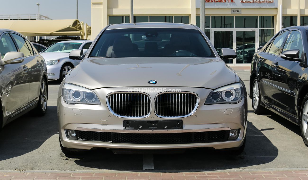 Used BMW 750Li Li 2011 for sale in Dubai - 74841