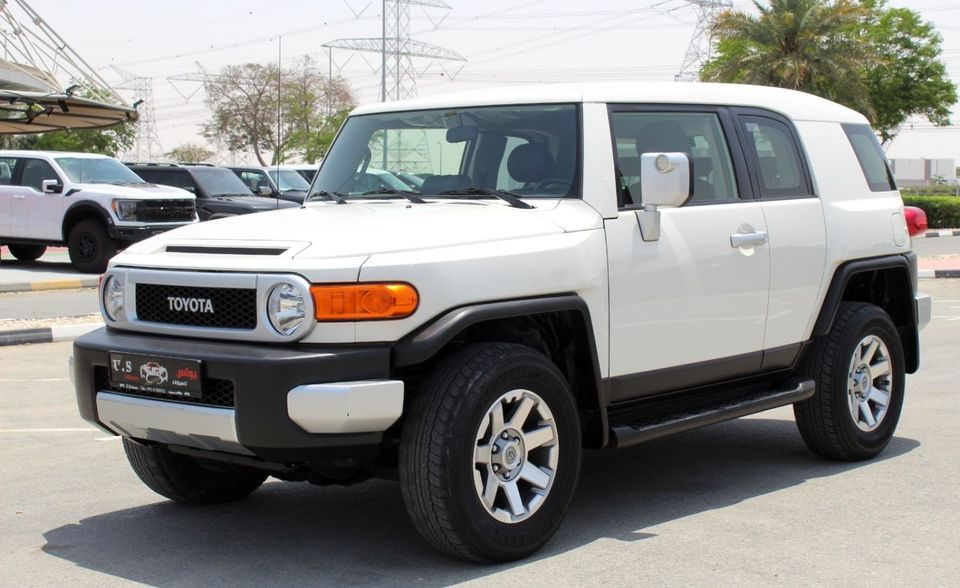 Used Toyota FJ Cruiser FJ CRUISER GXR 2021 GCC AL FUTTAIM SINGLE OWNER ...