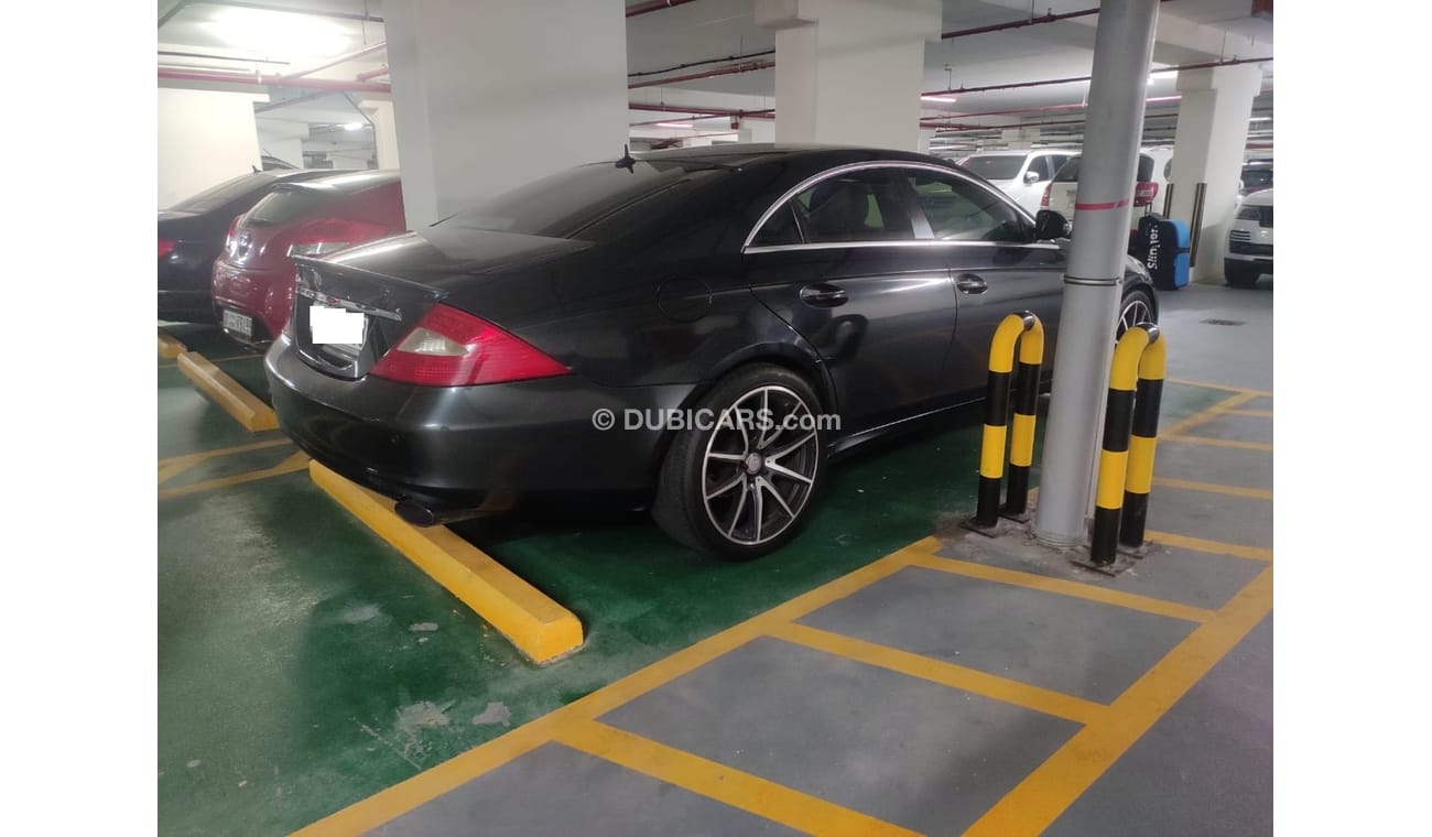 Used Mercedes-Benz CLS 350 35 2005 for sale in Dubai - 610079